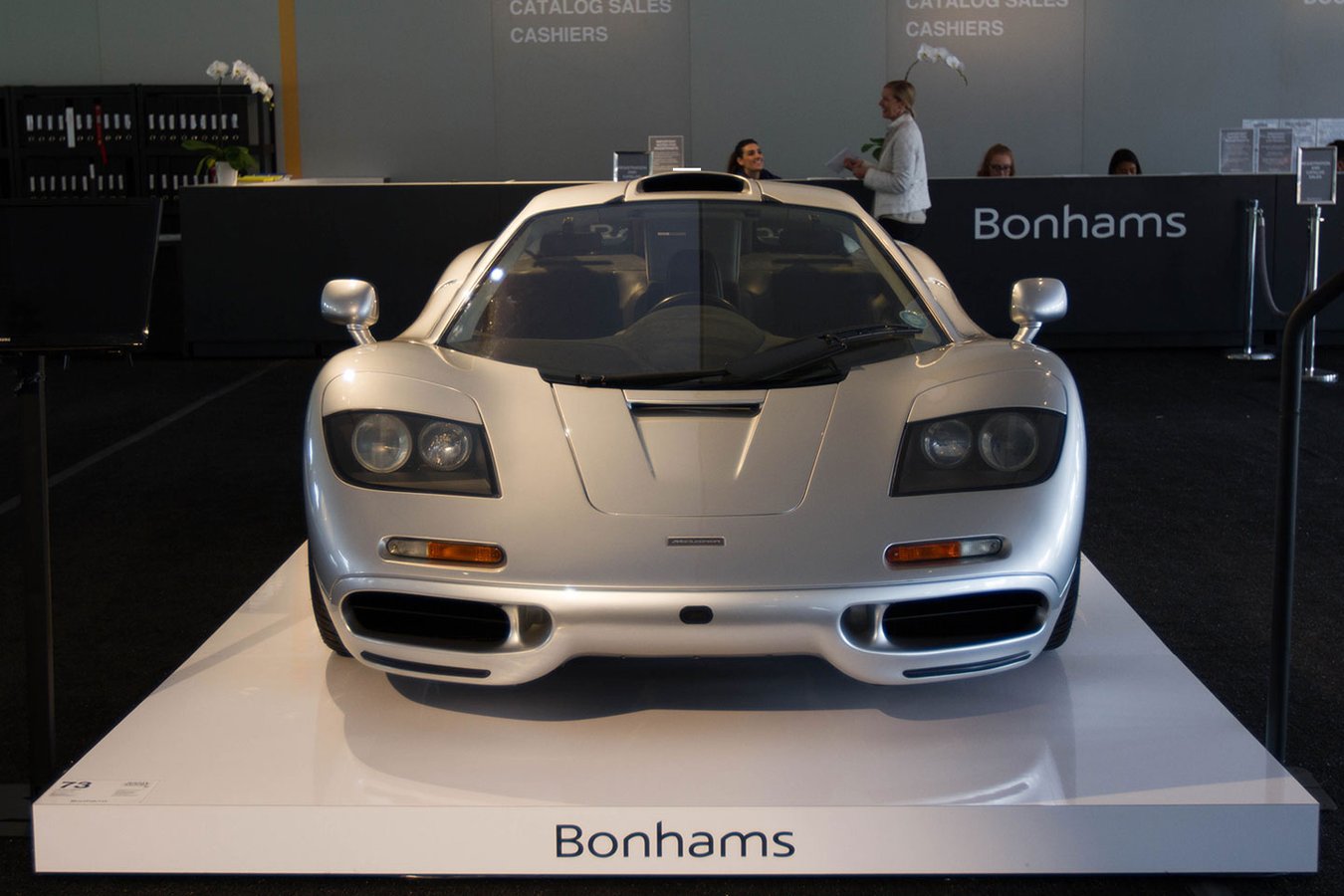 Right-Hand Drive Imports: US Legalization & Registration Guide