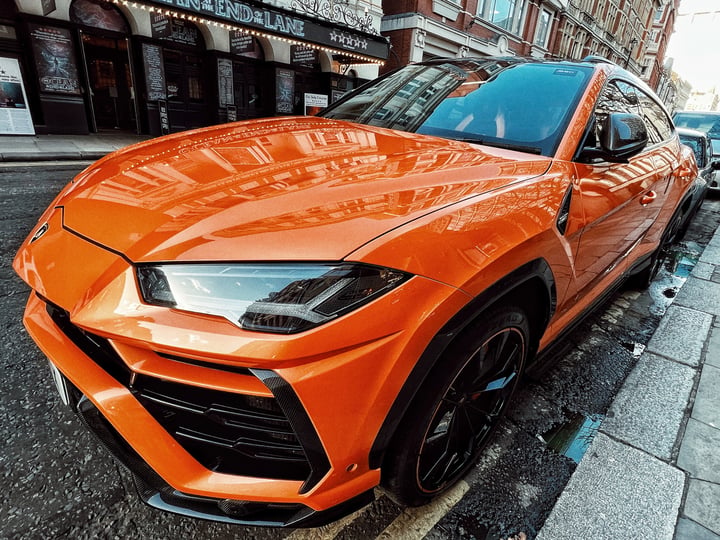 Import American Muscle Cars: Complete Overseas Shipping Guide
